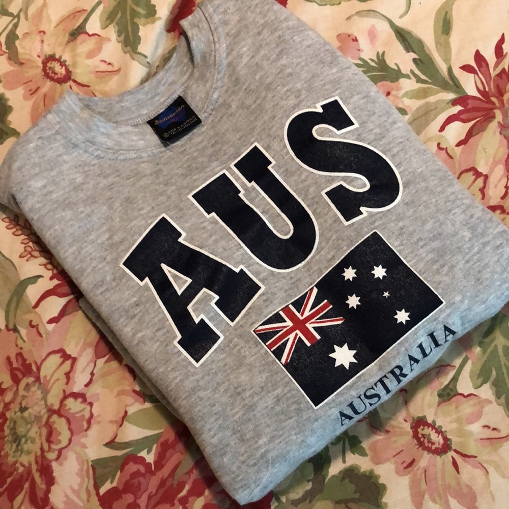 Vintage ‘99 Australia Flag Samsouson Size Medium Swea… - Gem